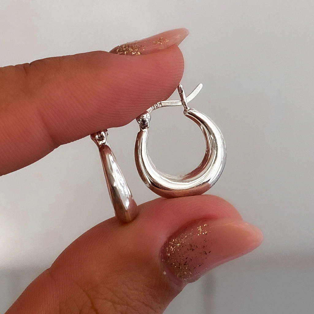AROS ARGOLLAS PLATA 925 1,5 CM CLASICAS LISA- ARL30024 - Royal Mayorista
